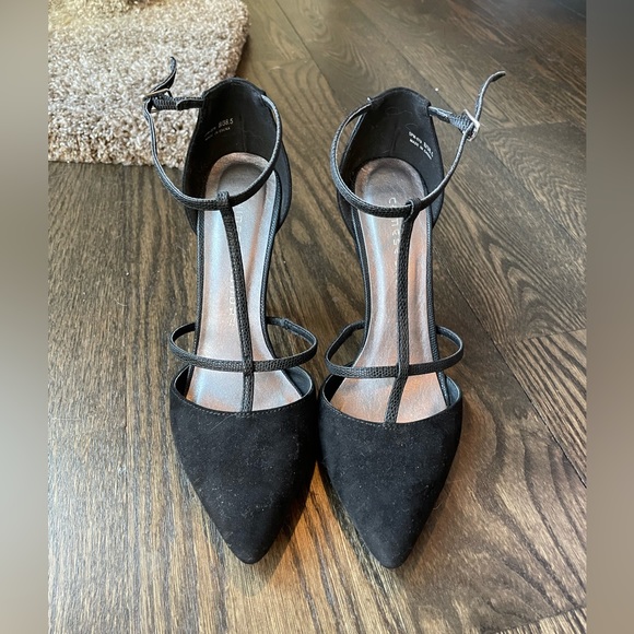 Chinese Laundry | Shoes | Chinese Laundry Strappy Heals | Poshmark